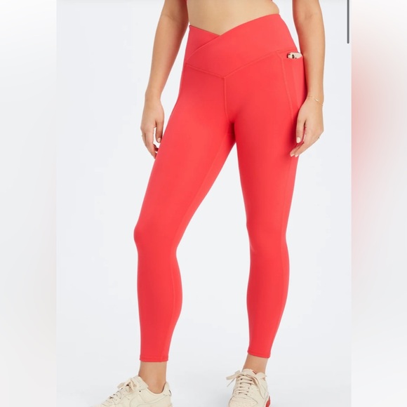 Fabletics | Pants & Jumpsuits | New Fabletics Oasis Pure Luxe Hw ...